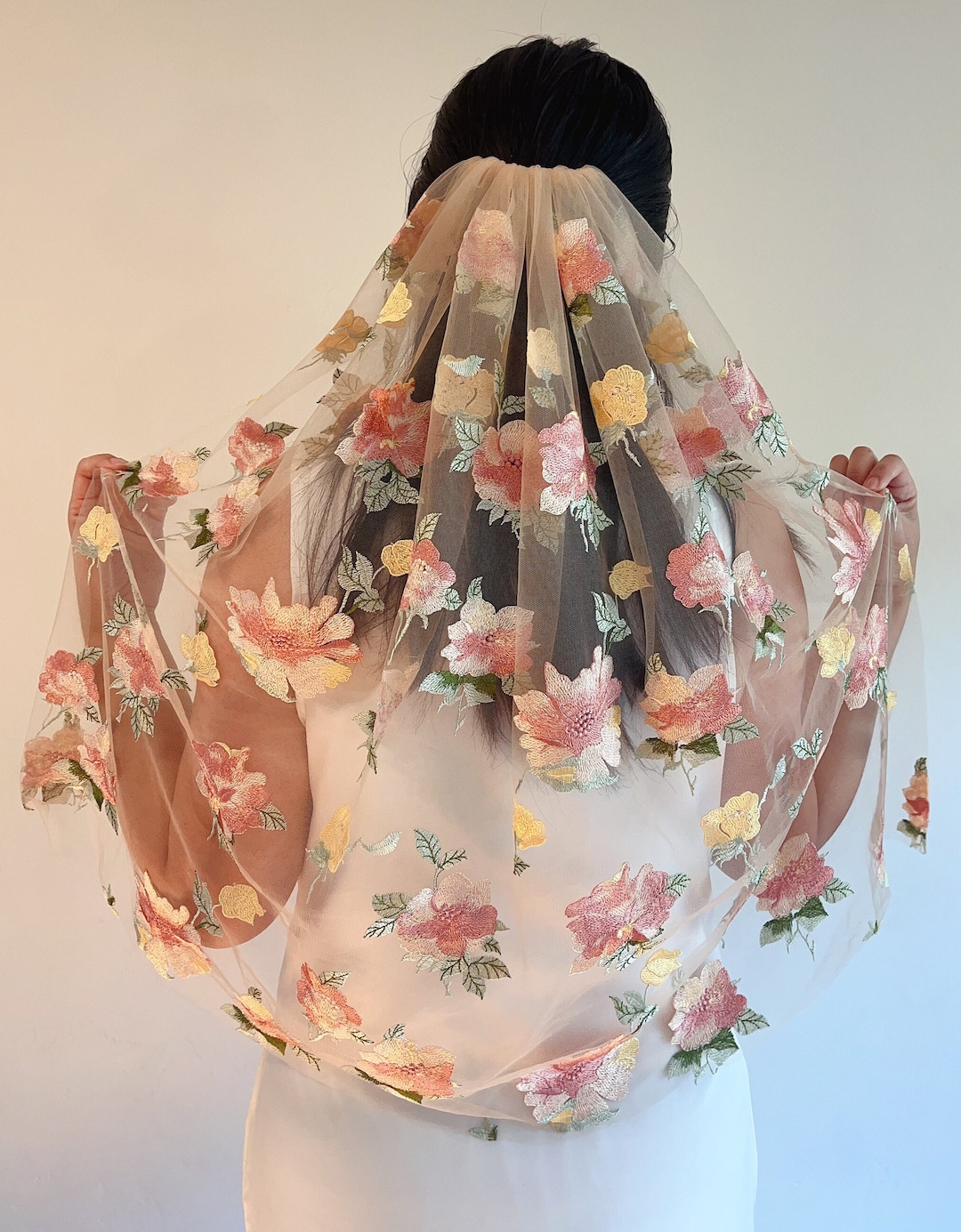 Garden Golden Autumn Veil Elbow Length Embroidered Rose Flower Veil ...