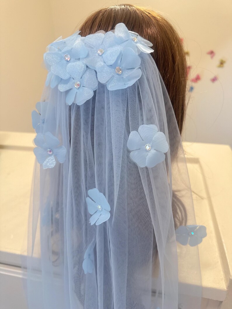 Velo de novia con flores azules: Tul con flores en 3D, peine metálico ...
