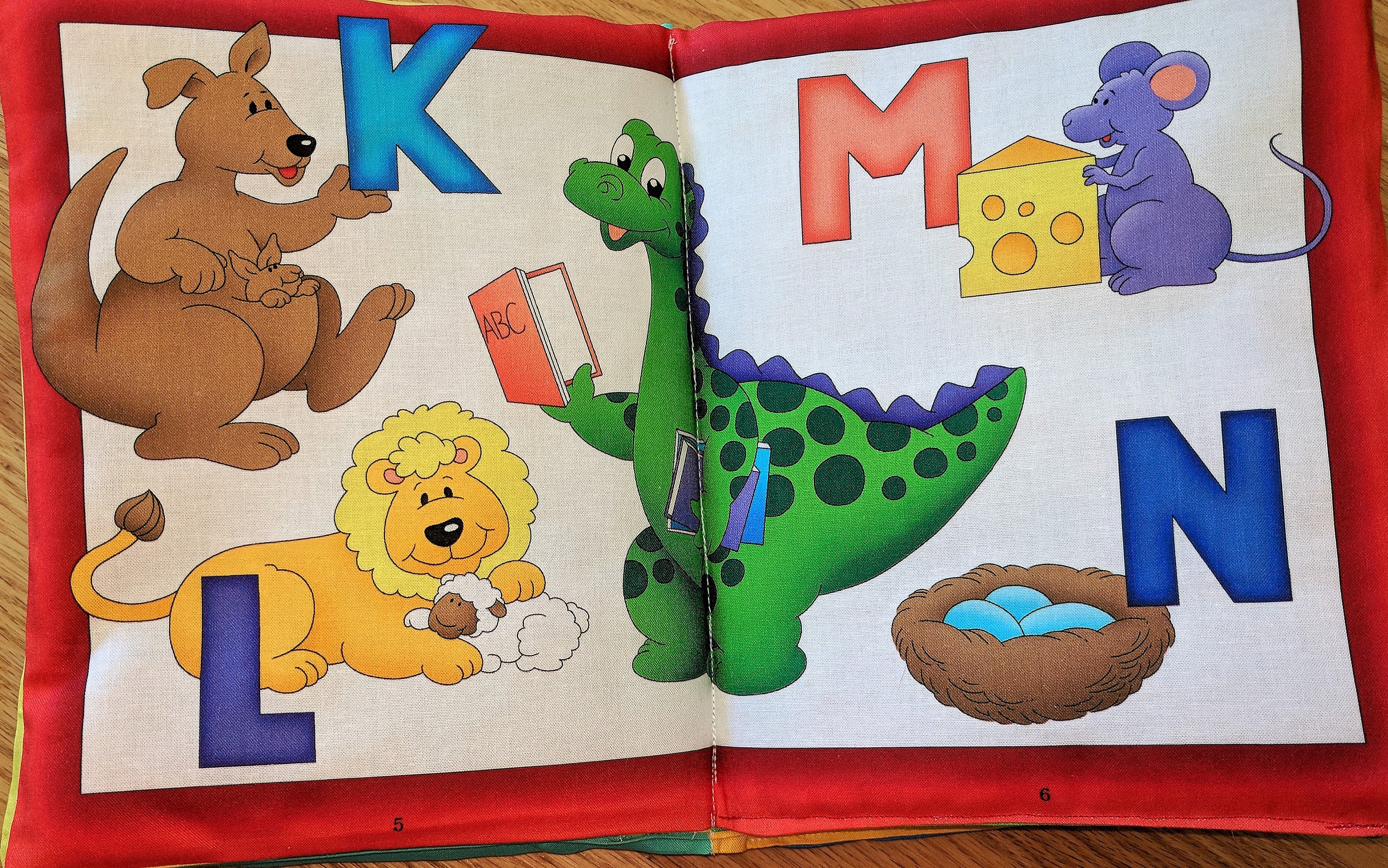 Dexter Dinosaur Learns Letters BK150265 | Etsy