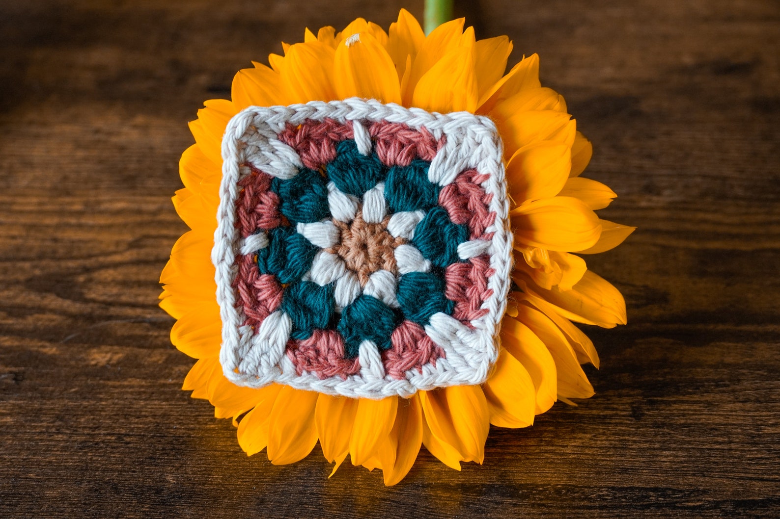 Autumn Flower Granny Square Crochet Pattern Fall Crochet - Etsy