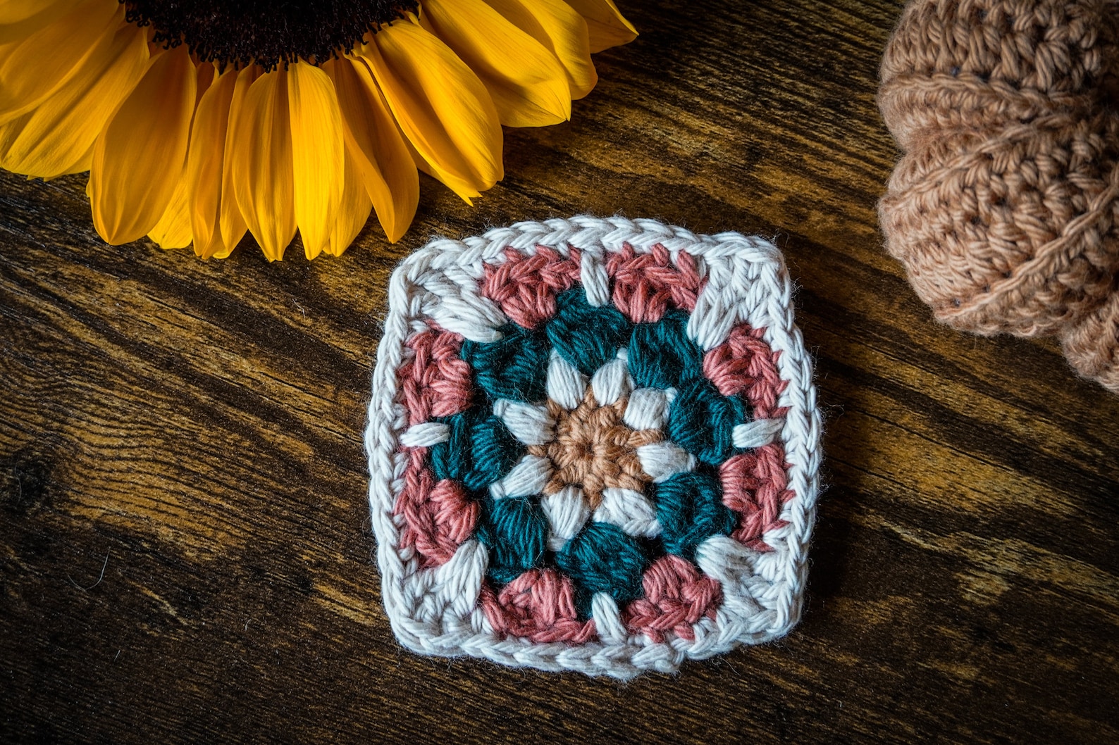 Autumn Flower Granny Square Crochet Pattern Fall Crochet PDF Pattern - Etsy