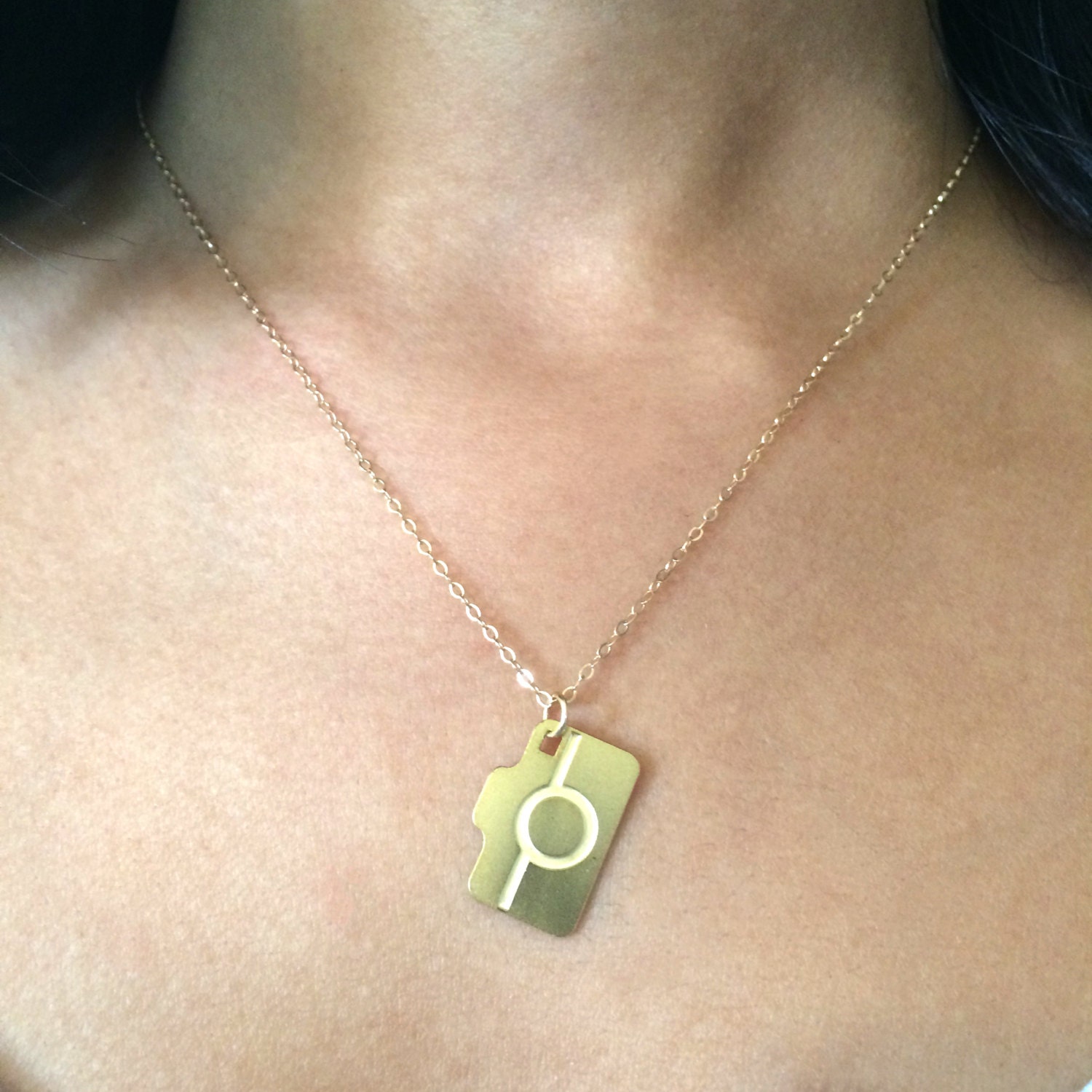 Camera Necklace Unisex Jewelry Icon Necklace Icon Jewelry Gold - Etsy