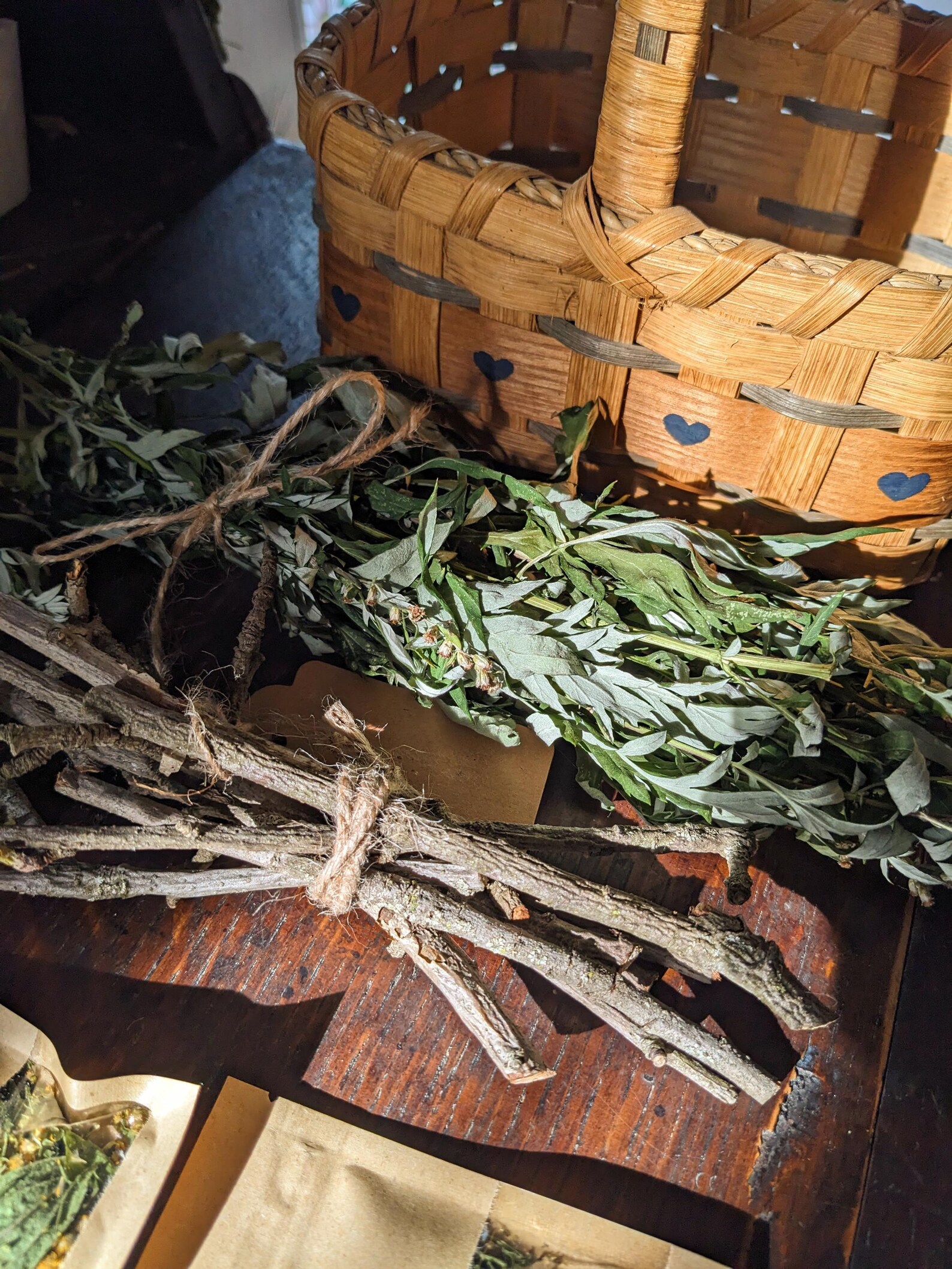 Home Apothecary Starter Kit: Organically Grown Herbs, Tincture Bottle ...