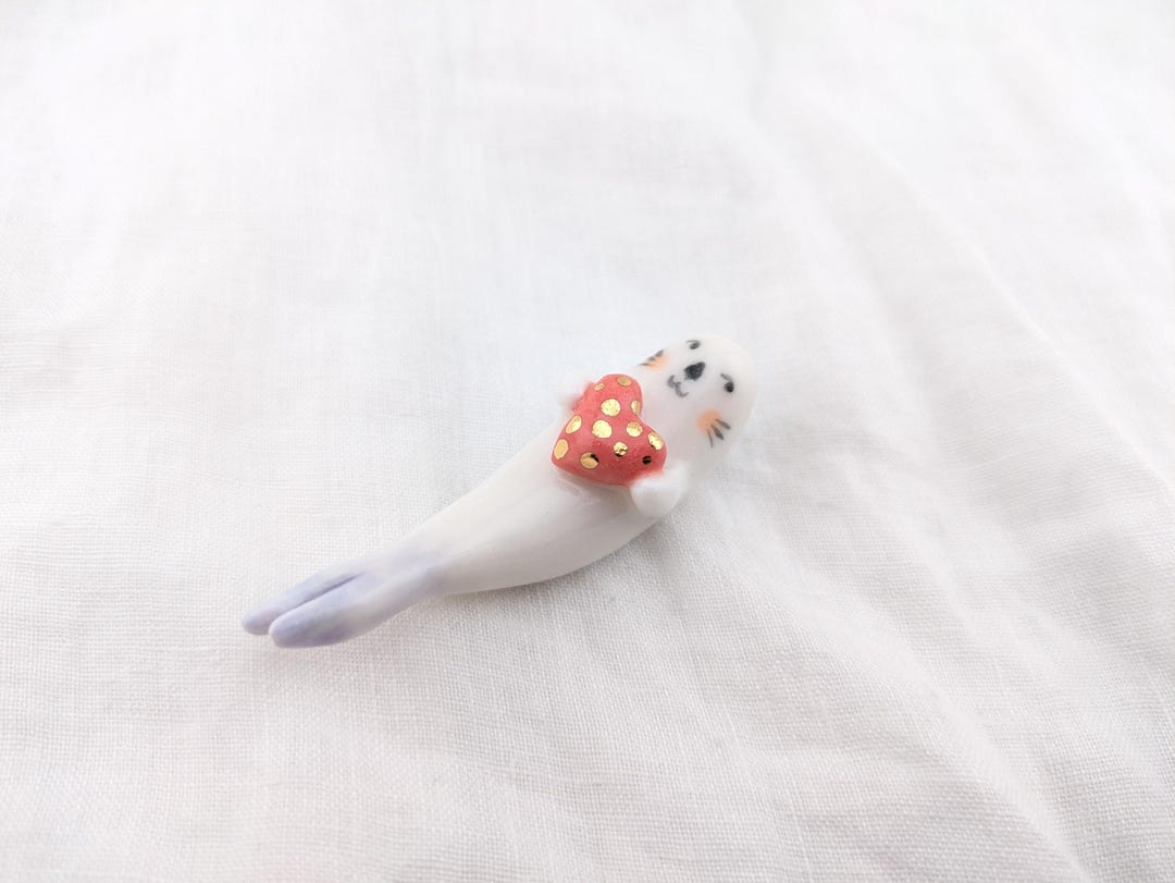 PORCELAIN Otter Heart Ceramic Figurine Miniature Sculpture Mini Micro ...