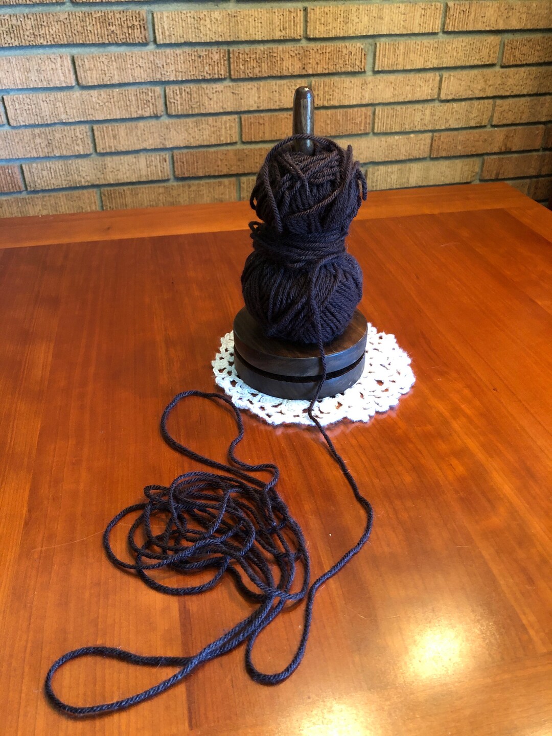 Yarn Butler - Yarn Holder - Yarn Spinner - Yarn Spindle - Lazy Susan ...