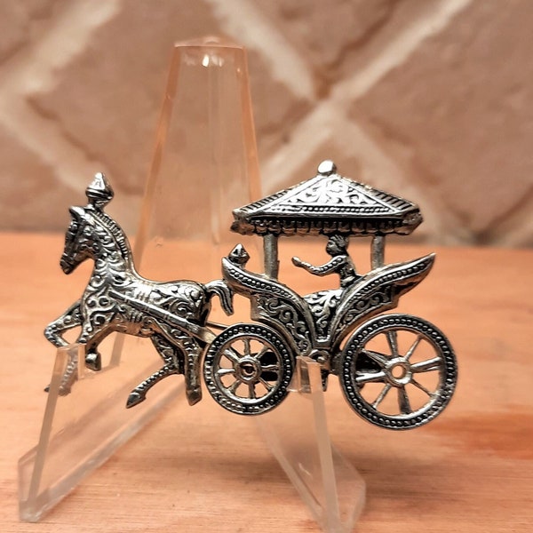 Horse and Carriage Pin - Etsy