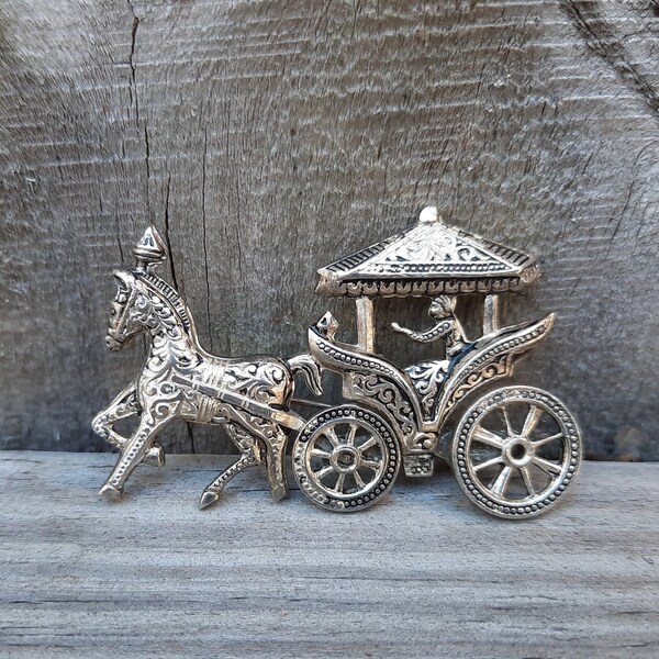 Horse and Carriage Pin - Etsy