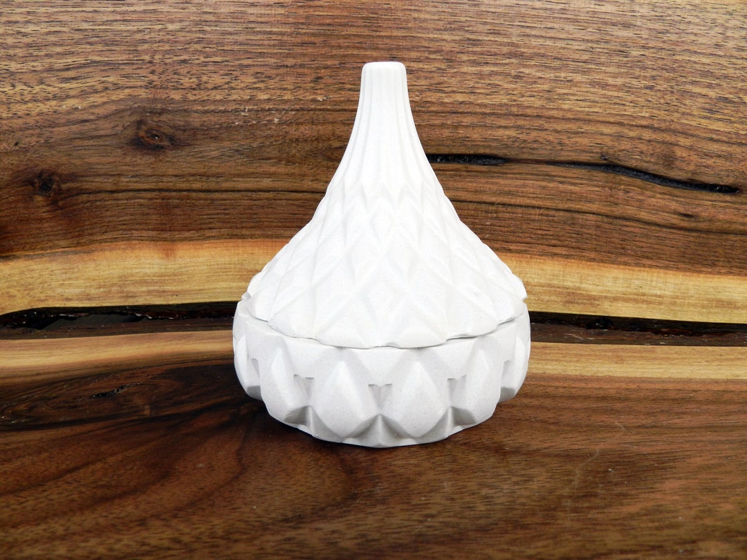 Handmade Bone White Concrete Container With Top: Artisan Jewelry Box - Etsy