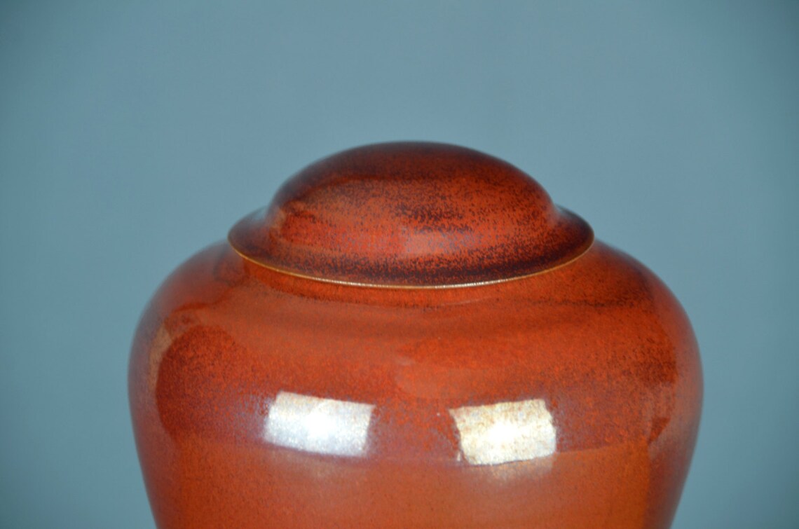 Iron Red Ceramic Jar W/lid Hand Thrown Porcelain Pottery - Etsy