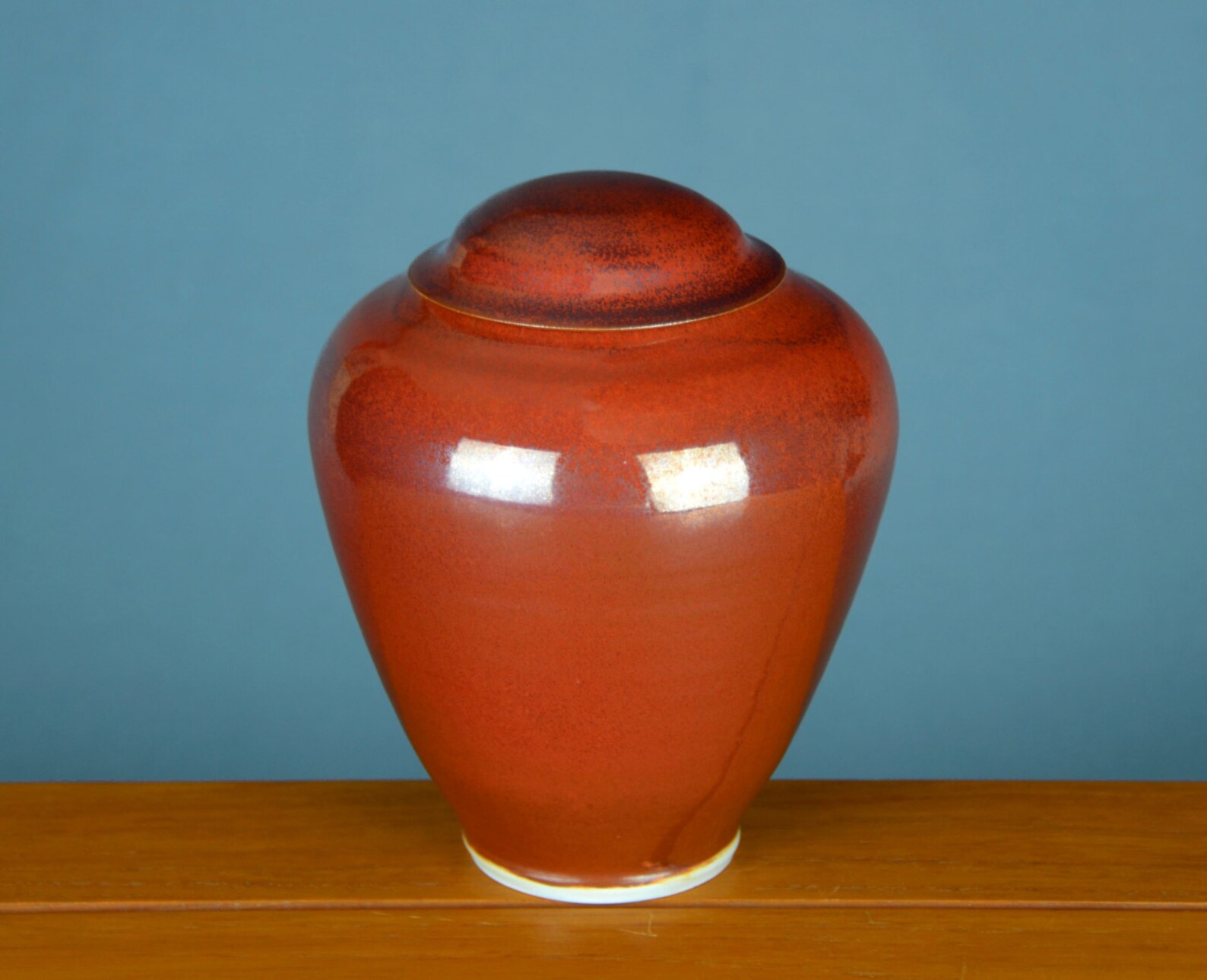 Iron Red Ceramic Jar W/lid Hand Thrown Porcelain Pottery - Etsy
