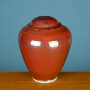Iron Red Ceramic Jar W/lid Hand Thrown Porcelain Pottery - Etsy