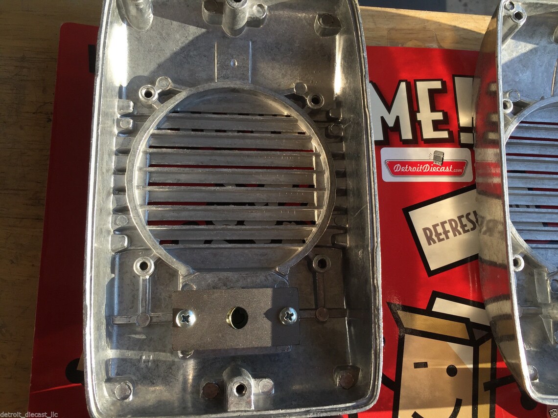 Single New RCA Drive-in Movie Car Show Prop Speaker Casting Set With ...