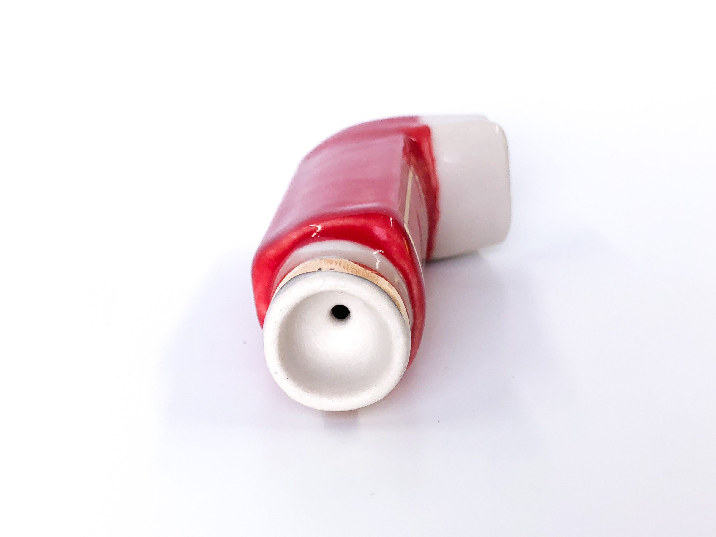 Red Realistic Puff Puff Pass Inhaler Pipe