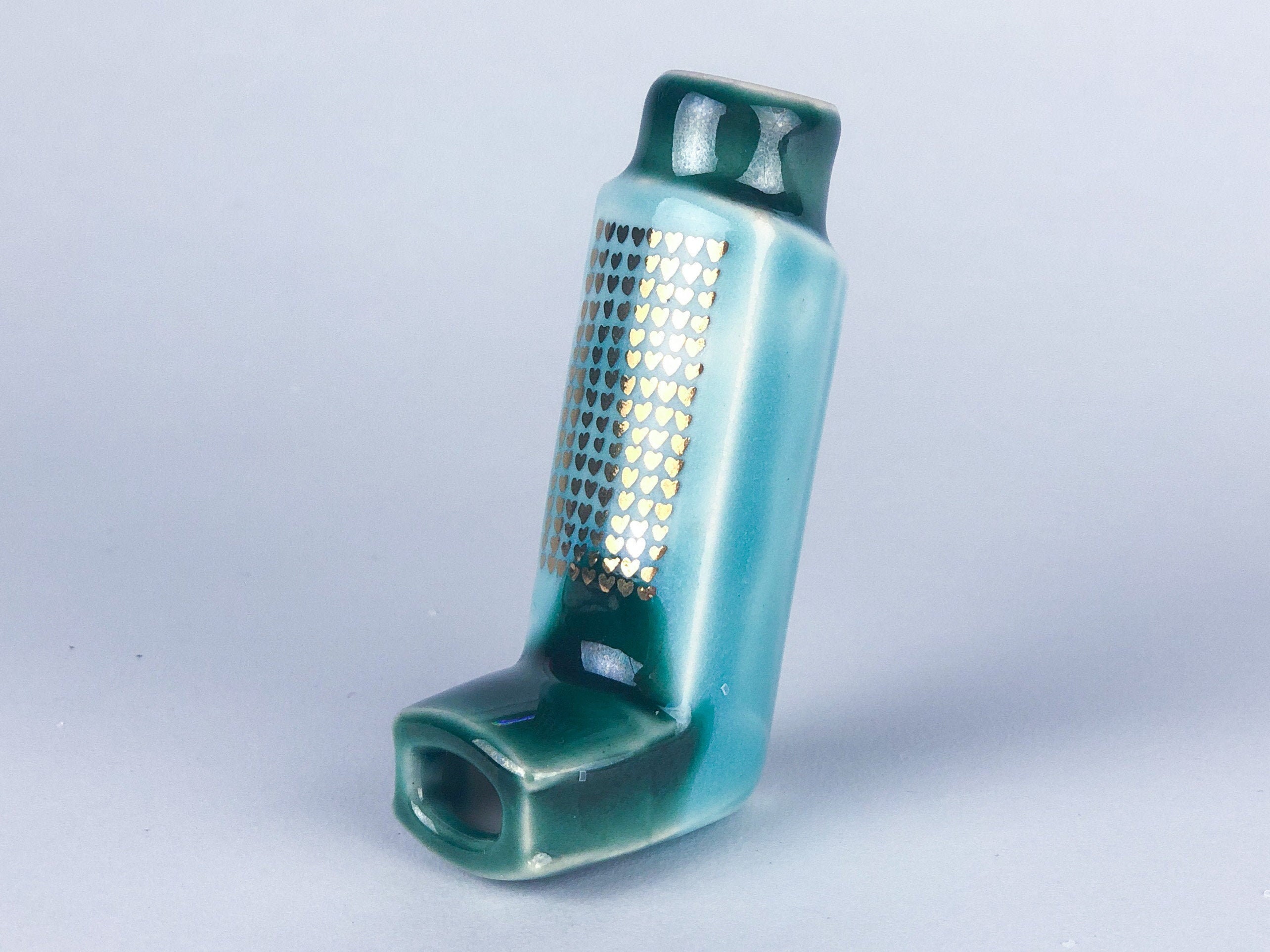 Green and Blue Little Hearts Inhaler Pipe
