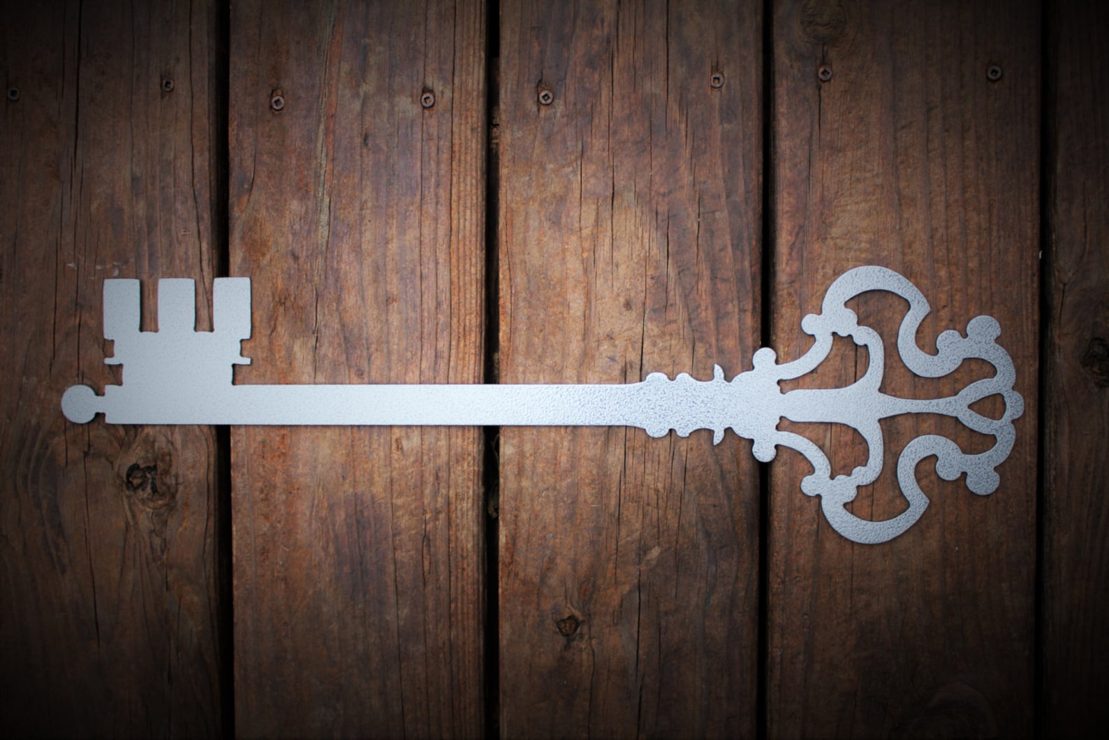 Metal Skeleton Key / Rustic Wall Art / Antique Decorations / - Etsy