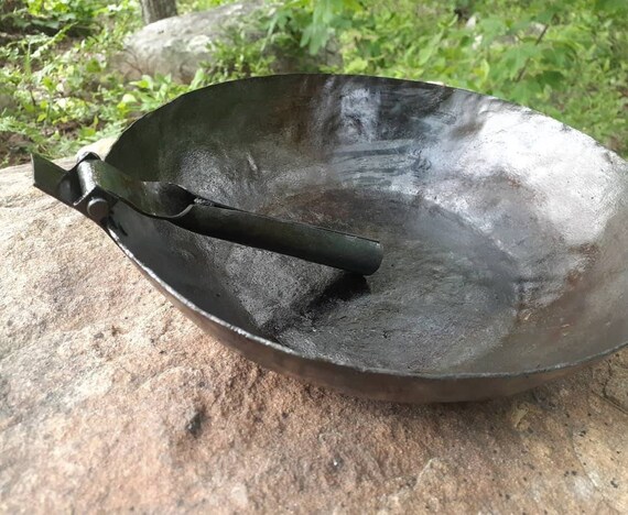 Folding Handle Deep Skillet / Pot | Etsy