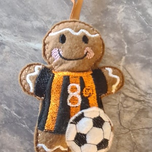 Gingerbread Footballers in Range of Team Colours. - Etsy UK