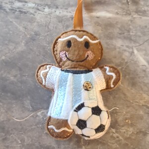 Gingerbread Footballers in Range of Team Colours. - Etsy UK