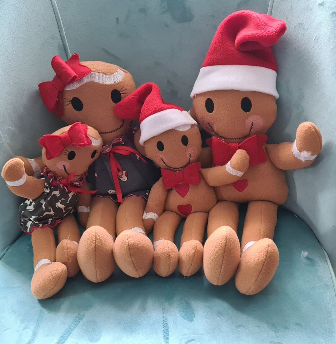 Festive Christmas Gingerbread Family Shelf Sitters.family or - Etsy UK