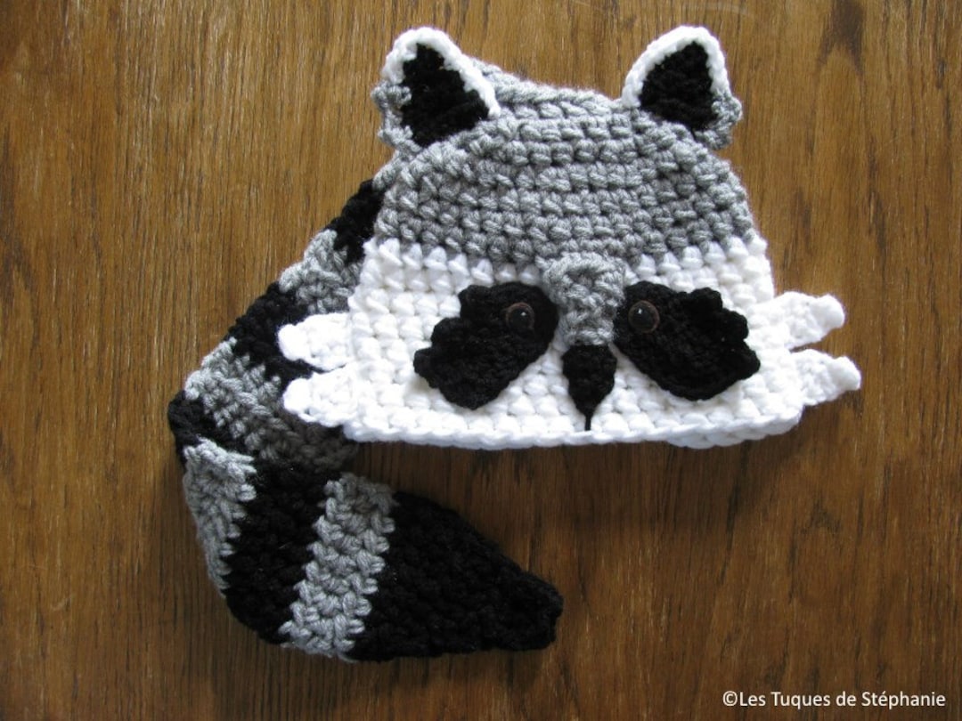 Crocheted Raccoon Hat LINED White Fleece and Its Tail Serves as a Scarf ...