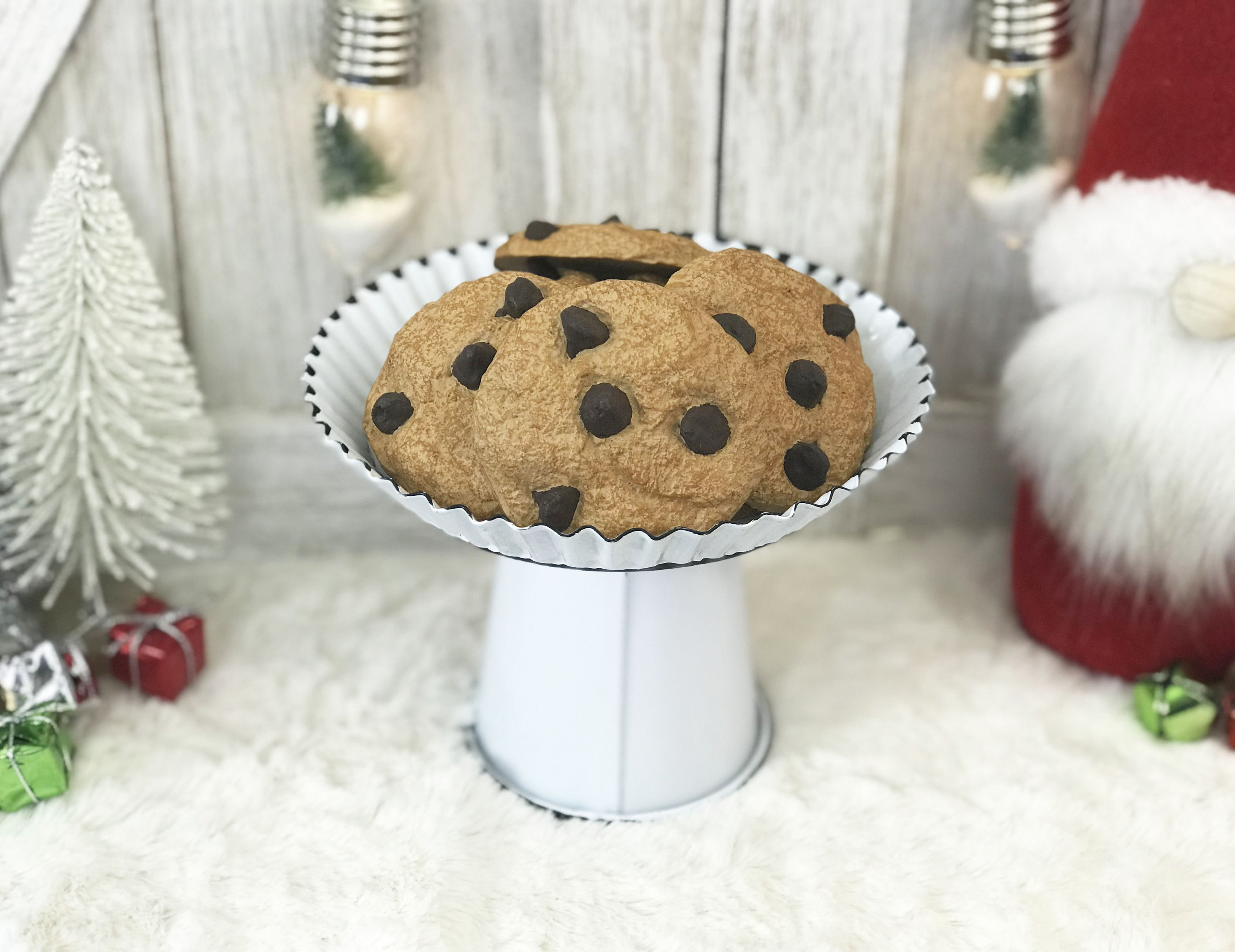 Fake Chocolate Chip Cookies / Fake Cookies for Santa / Faux Milk and ...