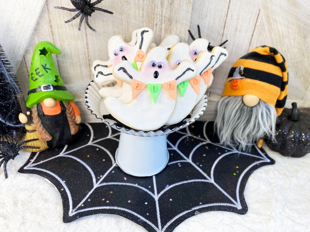 Fake BOO Ghost Cookies / Faux Cookies / Halloween Decor / Tiered Tray ...