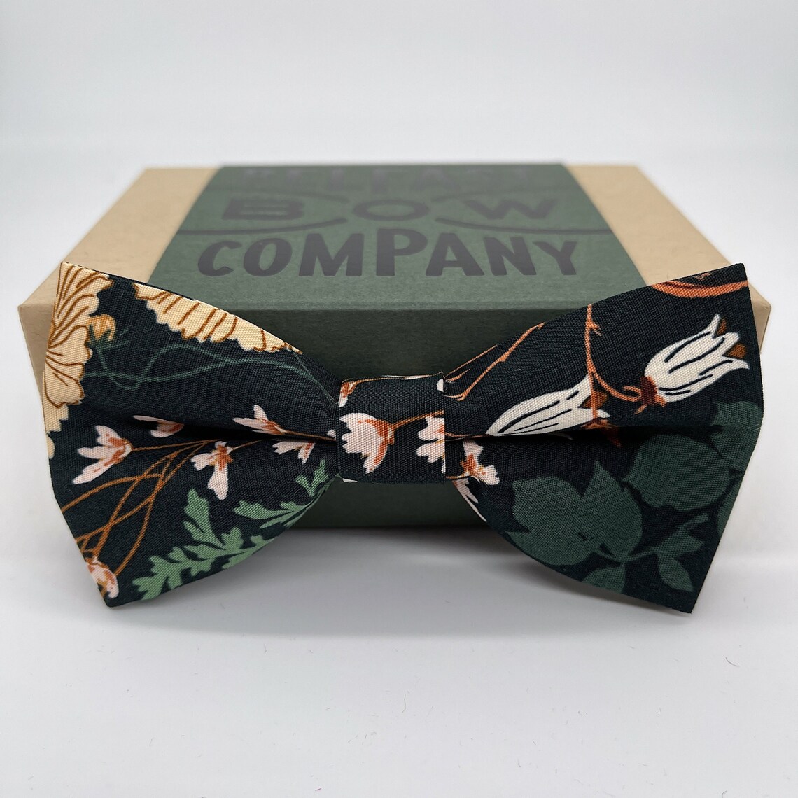 Boho Blooms Bow Tie in Deep Green Autumn Garden Off-white - Etsy