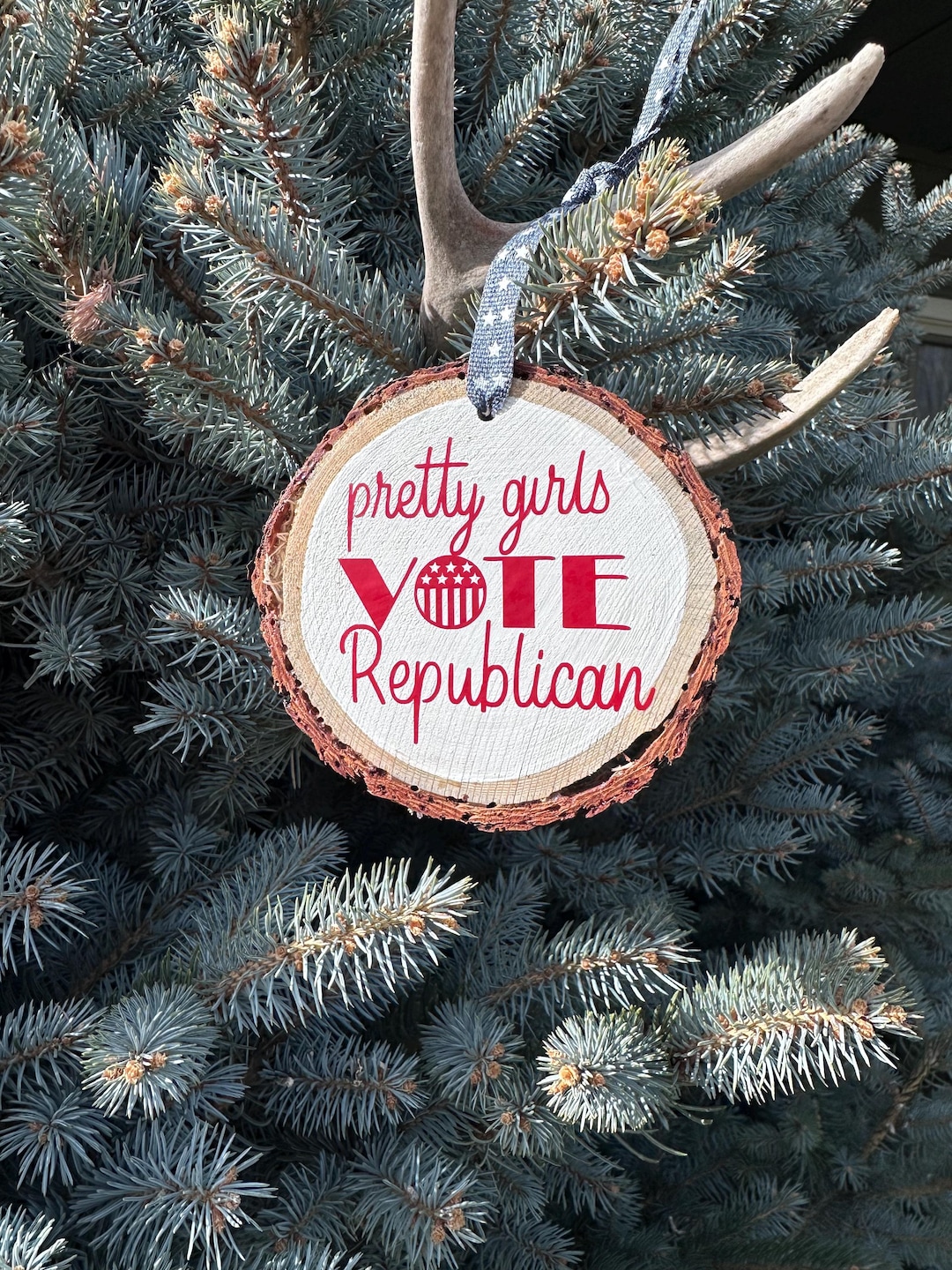 Pretty Girls Vote Republican Christmas Ornament, Wood Slice Christmas ...