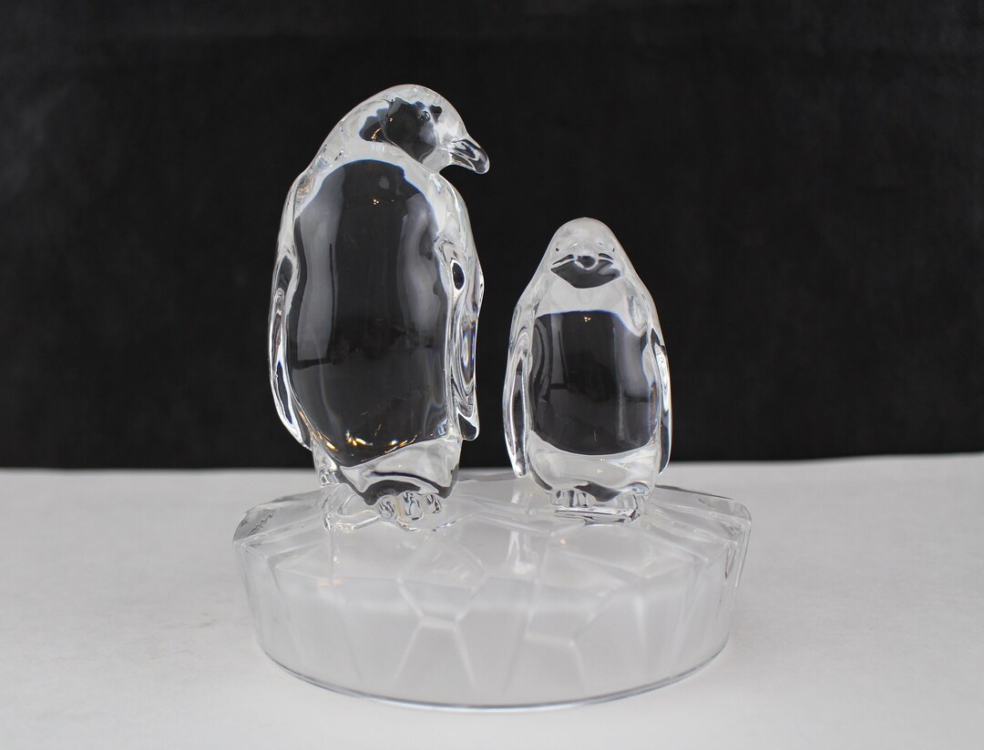 Royal Crystal Rock Crystal Glass Penguins Figurines on A Frosted Base ...