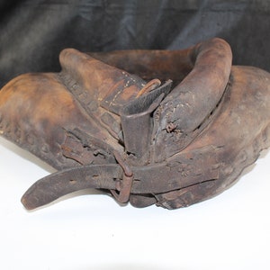 ANTIQUE Genuine Leather Horse Mule Ox Collar Harness Primitive Yoke ...