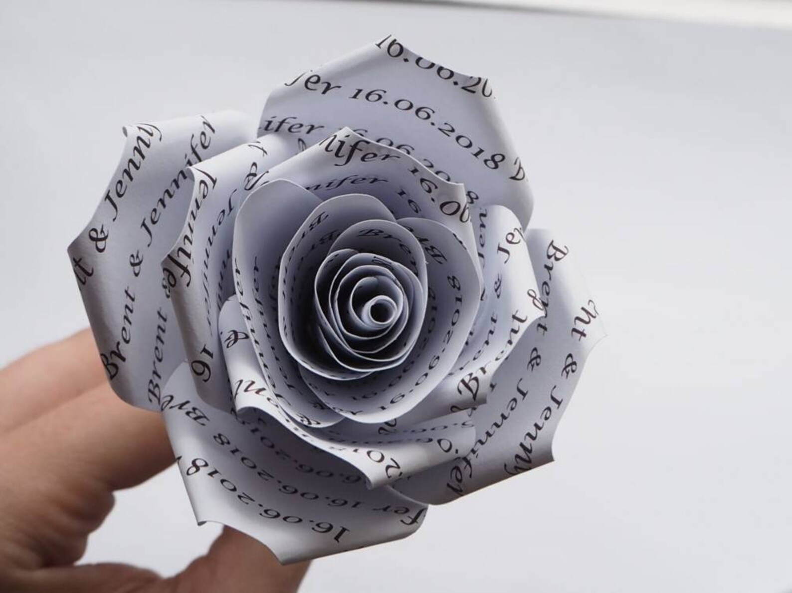 Personalised Paper Rose Name and Date Wedding 1st Anniversary Gift ...