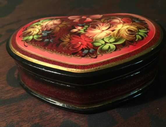 Russian Lacquer Box - Hand-painted Heart Shape Jewelr… - Gem