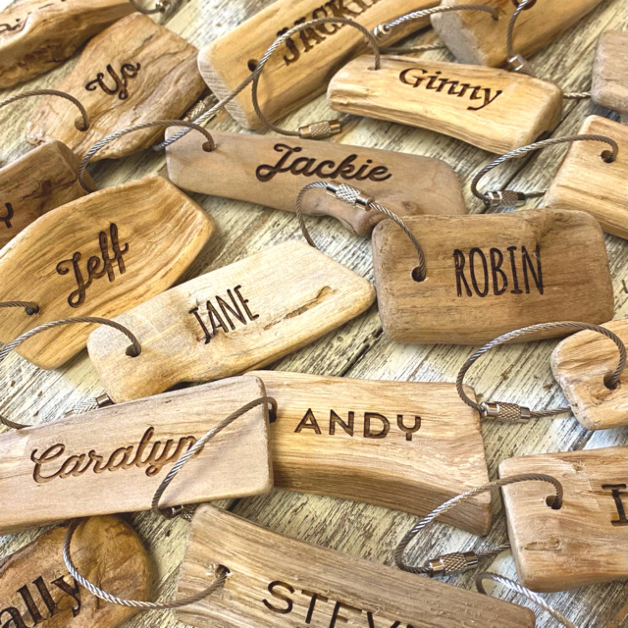 30 Personalised Driftwood Keyrings Wedding Place Names | Etsy