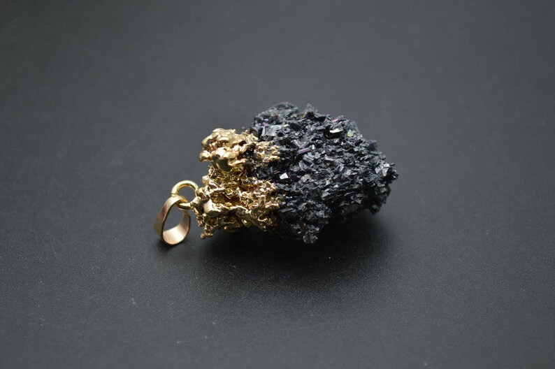 Shiny Black Rough Rainbow Stone Mineral Pendant Gold Plating - Etsy