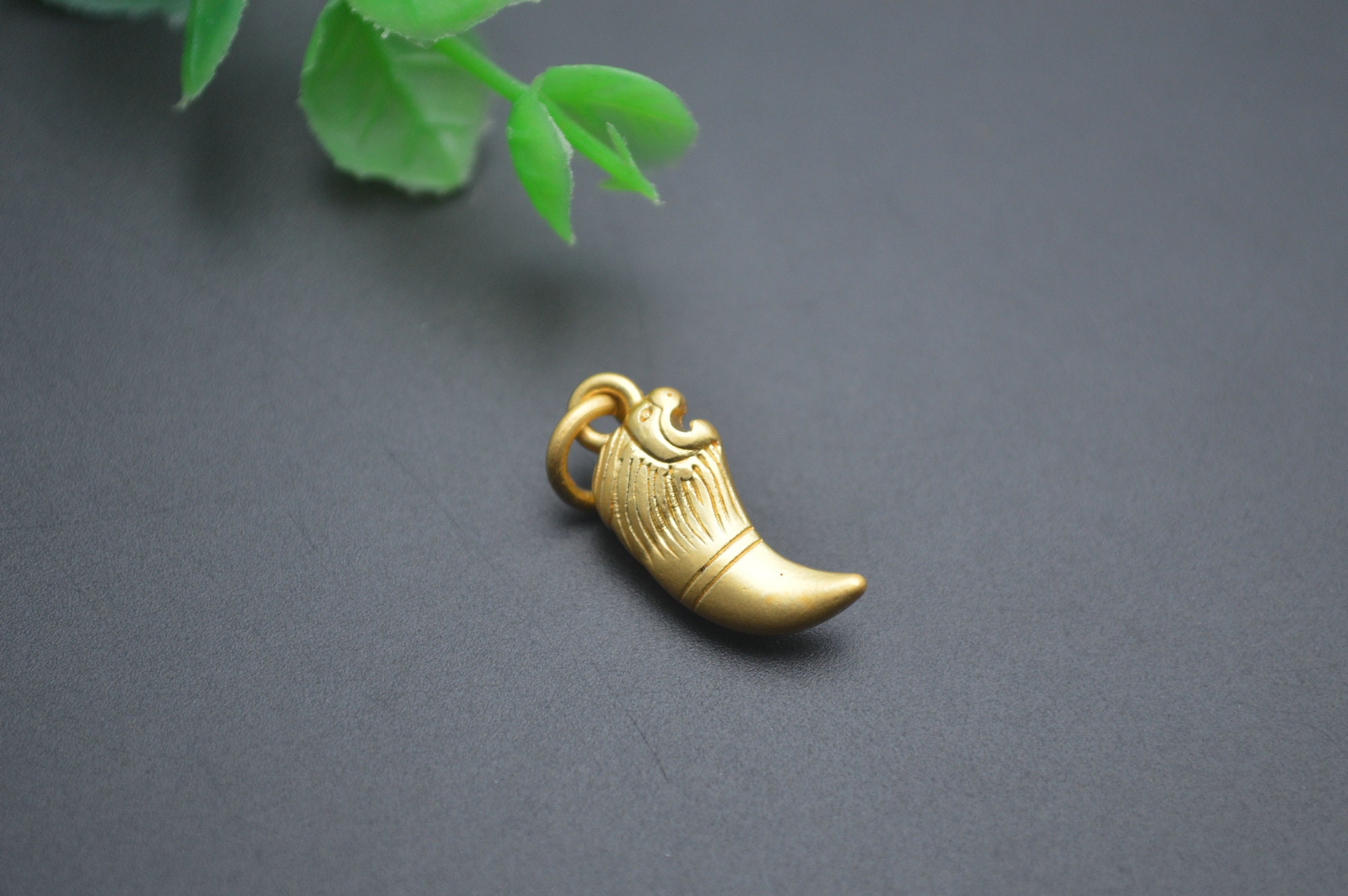 Matte Gold Color Lion King Teeth Metal Charms for Bracelet Necklace ...