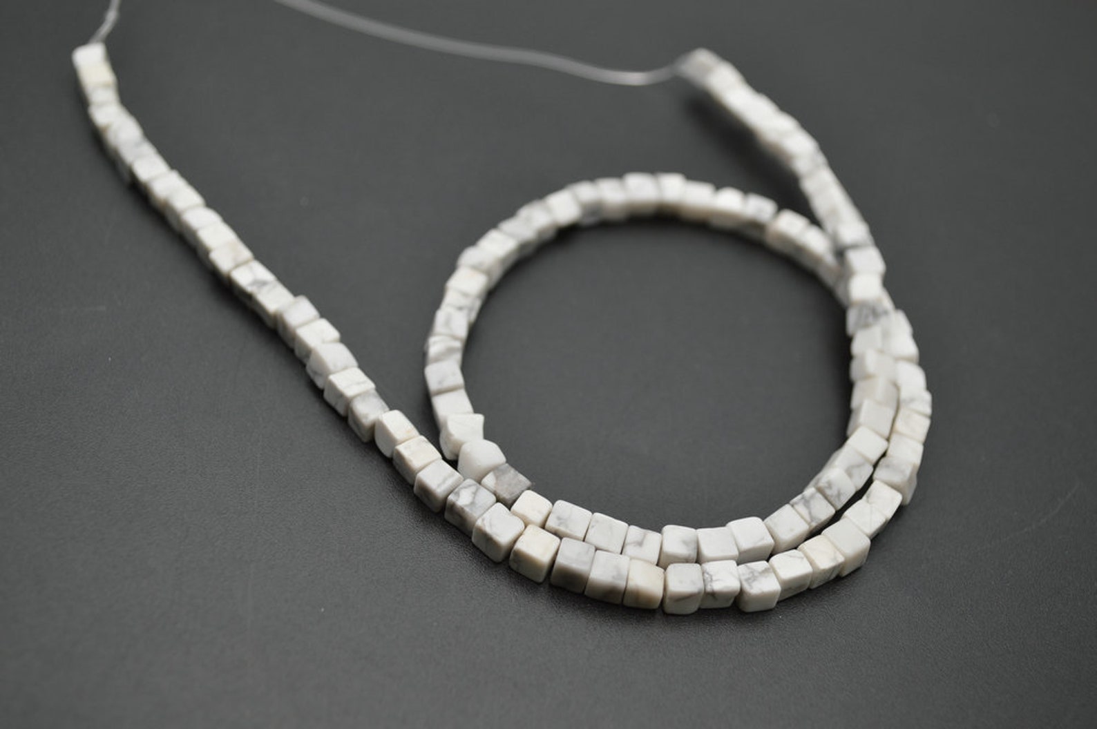 Various Natural Stone 4mm Cubic Shape Loose Beads Lapis / White Howlite ...