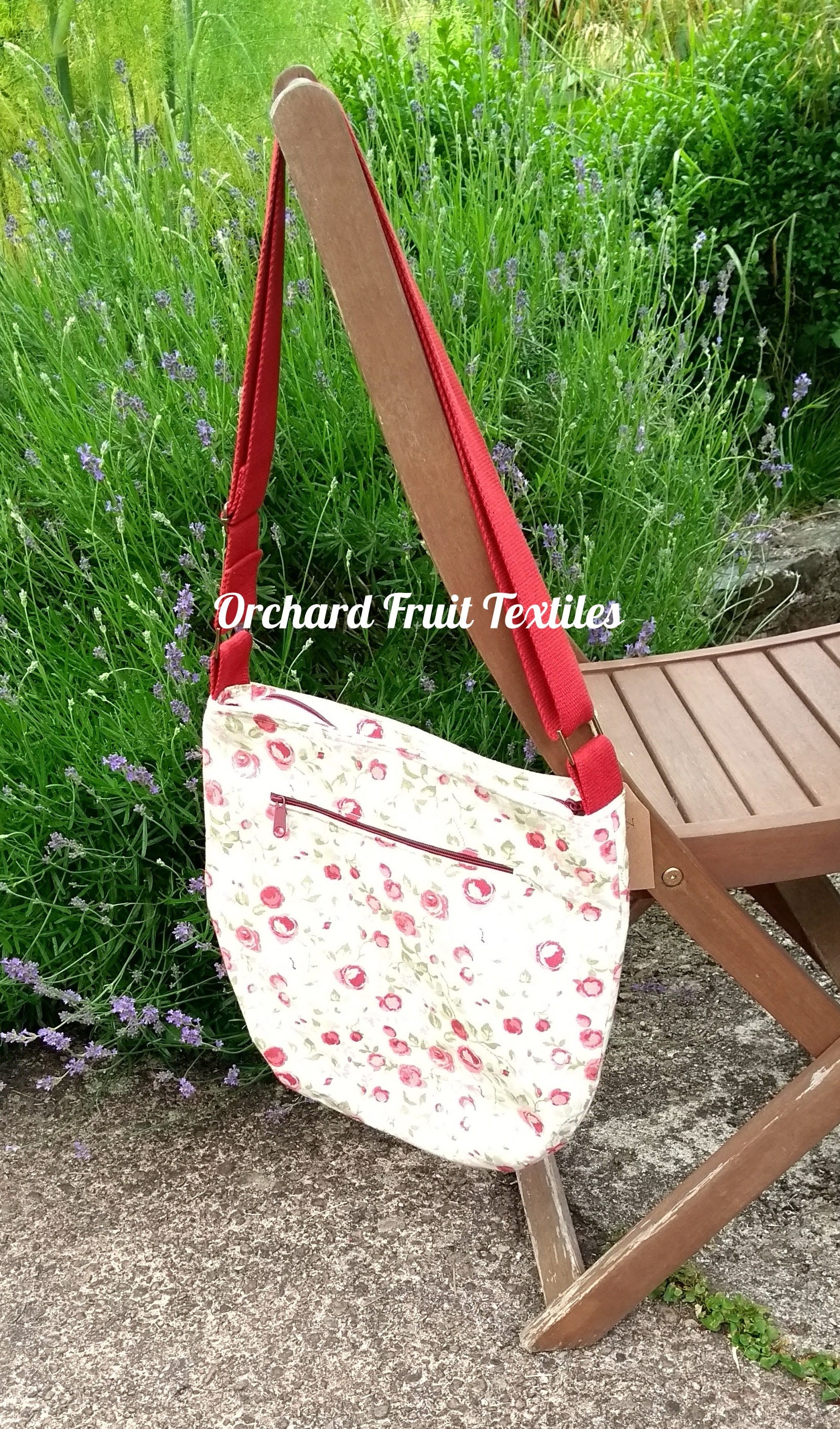 Handmade Shoulder Bag - Roses on a Cream Background - Etsy UK