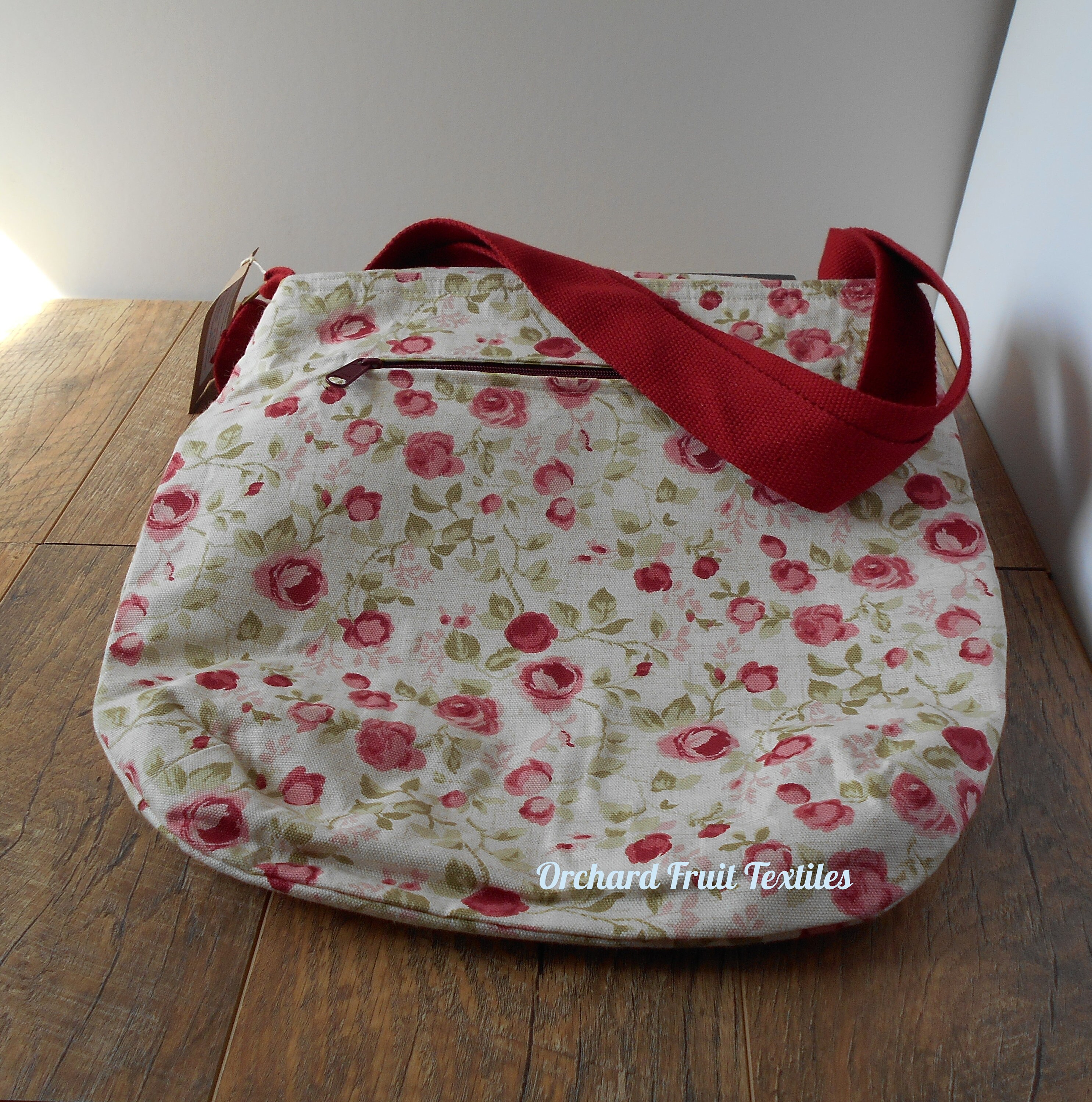 Handmade Shoulder Bag - Roses on a Cream Background - Etsy UK