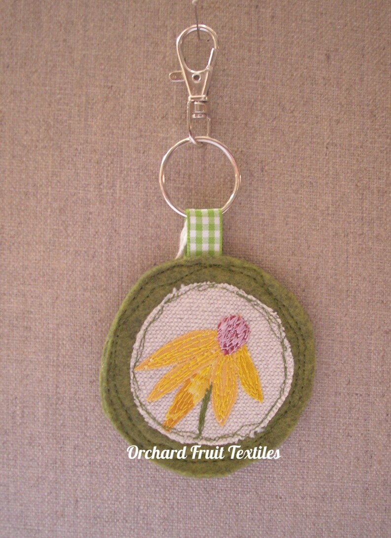 Flower Keyring or Bag Charm - Etsy UK
