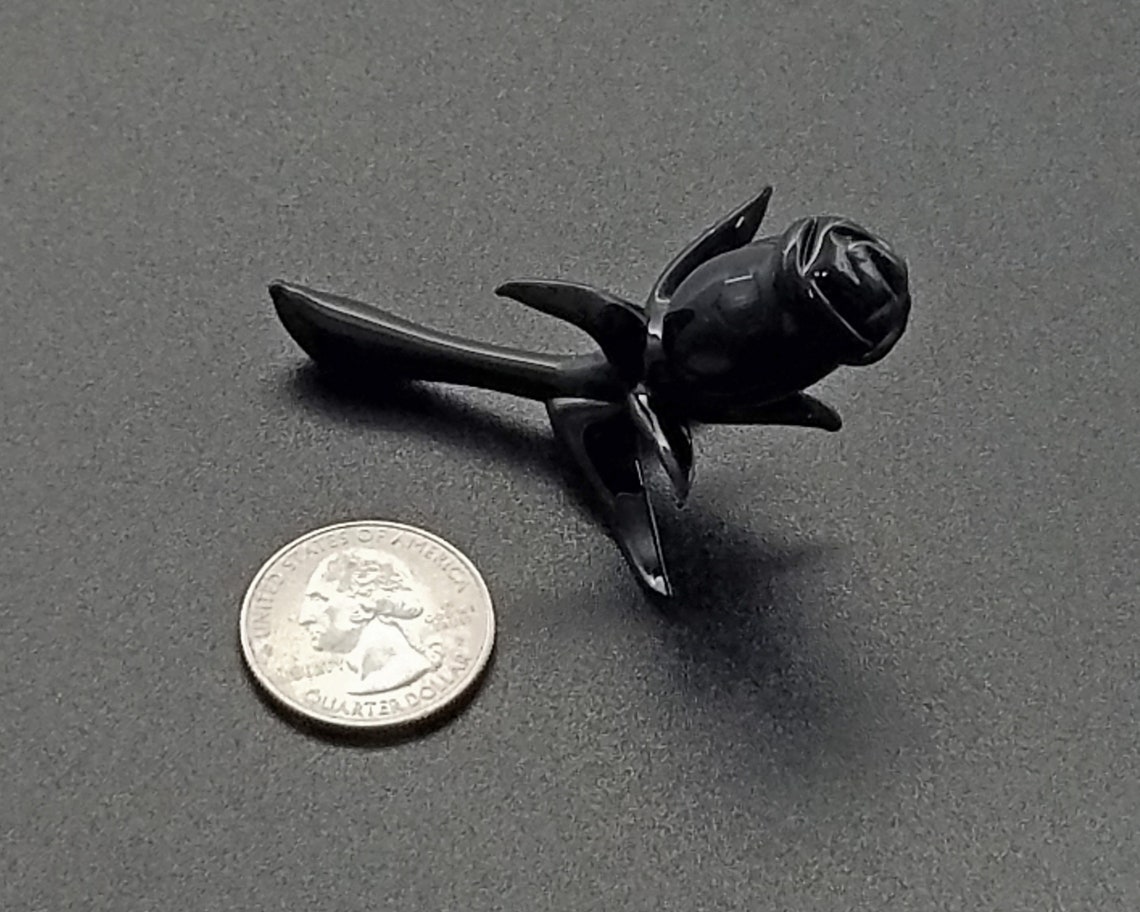 Beautiful Black Glass Rose. Short Stemmed Design. A Unique Peter ...