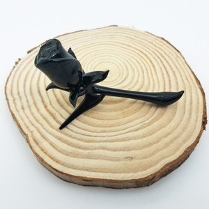 Beautiful Black Glass Rose. Short Stemmed Design. A Unique Peter ...