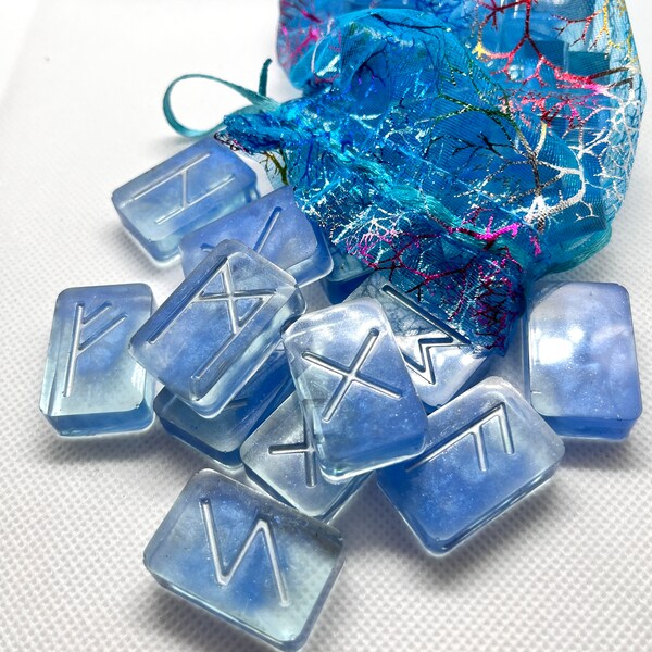 Runes - Etsy France
