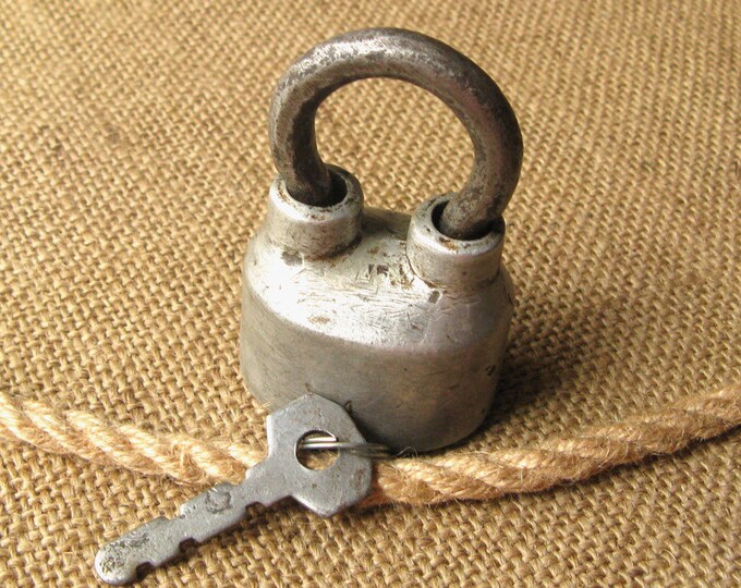 Antique Padlock, Wedding Lock, Love Lock and Key, Retro Lock ...