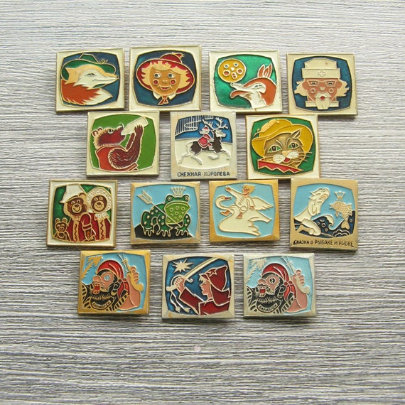Vintage Cartoon Characters Pins, 80s Pins, Fairy Tale… - Gem