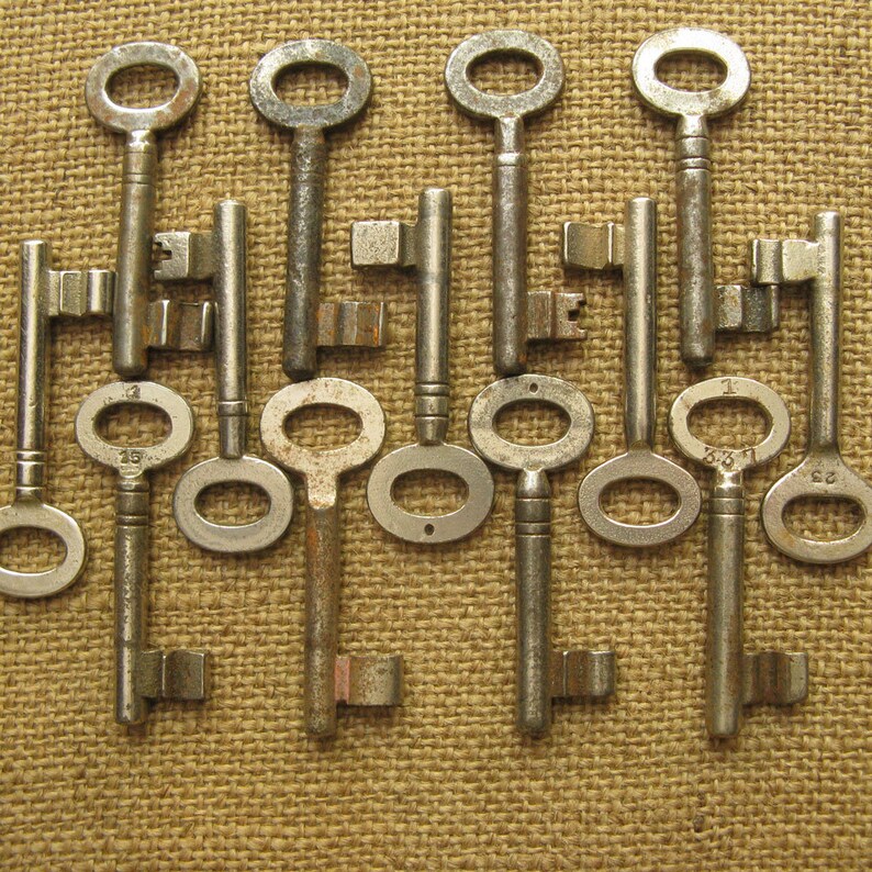 Set of 13 Old Skeleton Keys Antique Keys Primitive Keys | Etsy