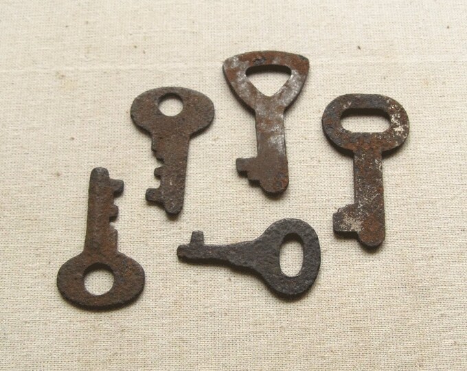 Small Old Keys Vintage Flat Keys Primitive Keys Vintage Key - Etsy