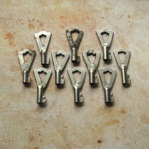 Small Old Keys, Antique Hardware, Double Sided Keys, Metal Art Supply ...