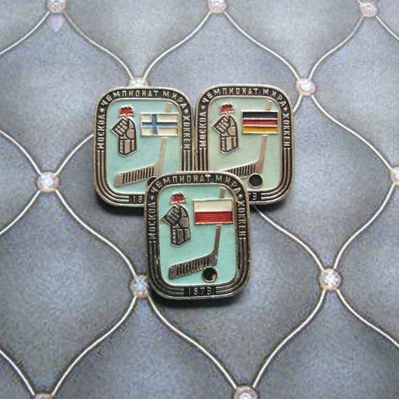 1973 International Hockey Championship Pins, Hockey i… - Gem