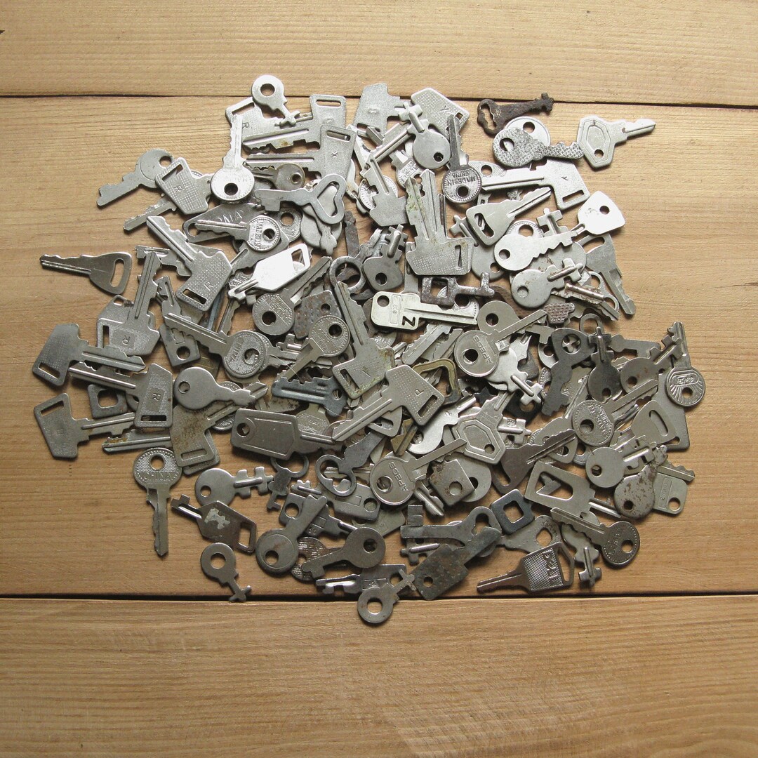 Set of 20 Vintage Keys Small Keys Vintage Finding Key to My - Etsy UK