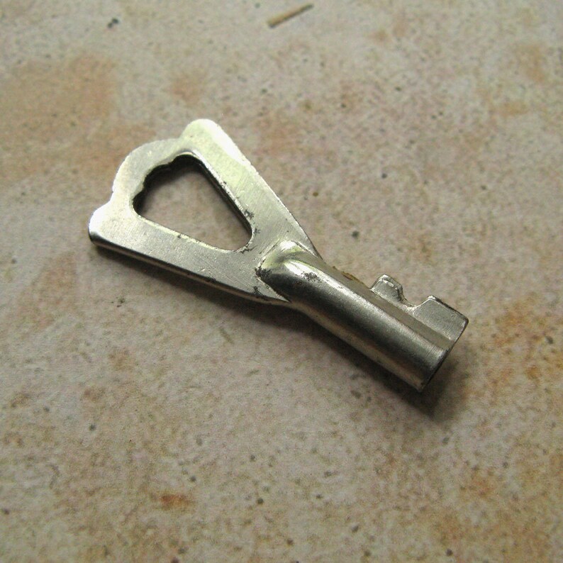 Small Old Keys Antique Hardware Double Sided Keys Metal Art | Etsy